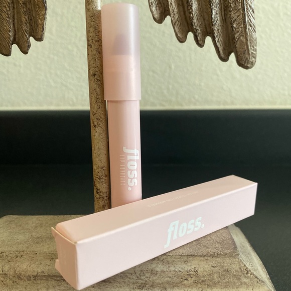 floss. | Makeup | 3for25floss Lip Advocate In Your Honor | Poshmark